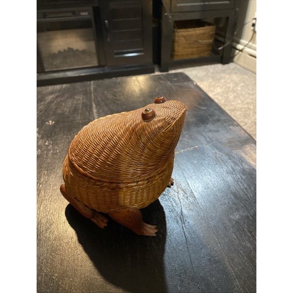 Accents | Vintage 6s Chinese Wicker Rattan Basket Frog Toad Zhejiang ...